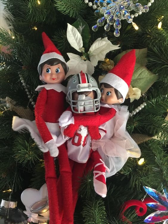 200 Last Minute Elf On The Shelf Ideas That Are Incredibly Funny ...