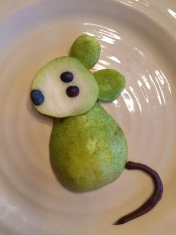 45 Humorous & Hilarious Halloween Fruit Platter Ideas » Hike N Dip