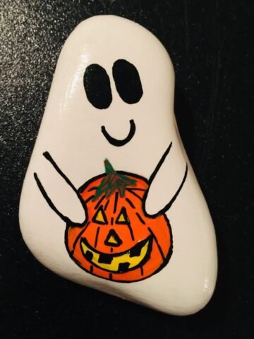 60 Easy And Simple Halloween Painted Rock Ideas For Kids And Adults ...